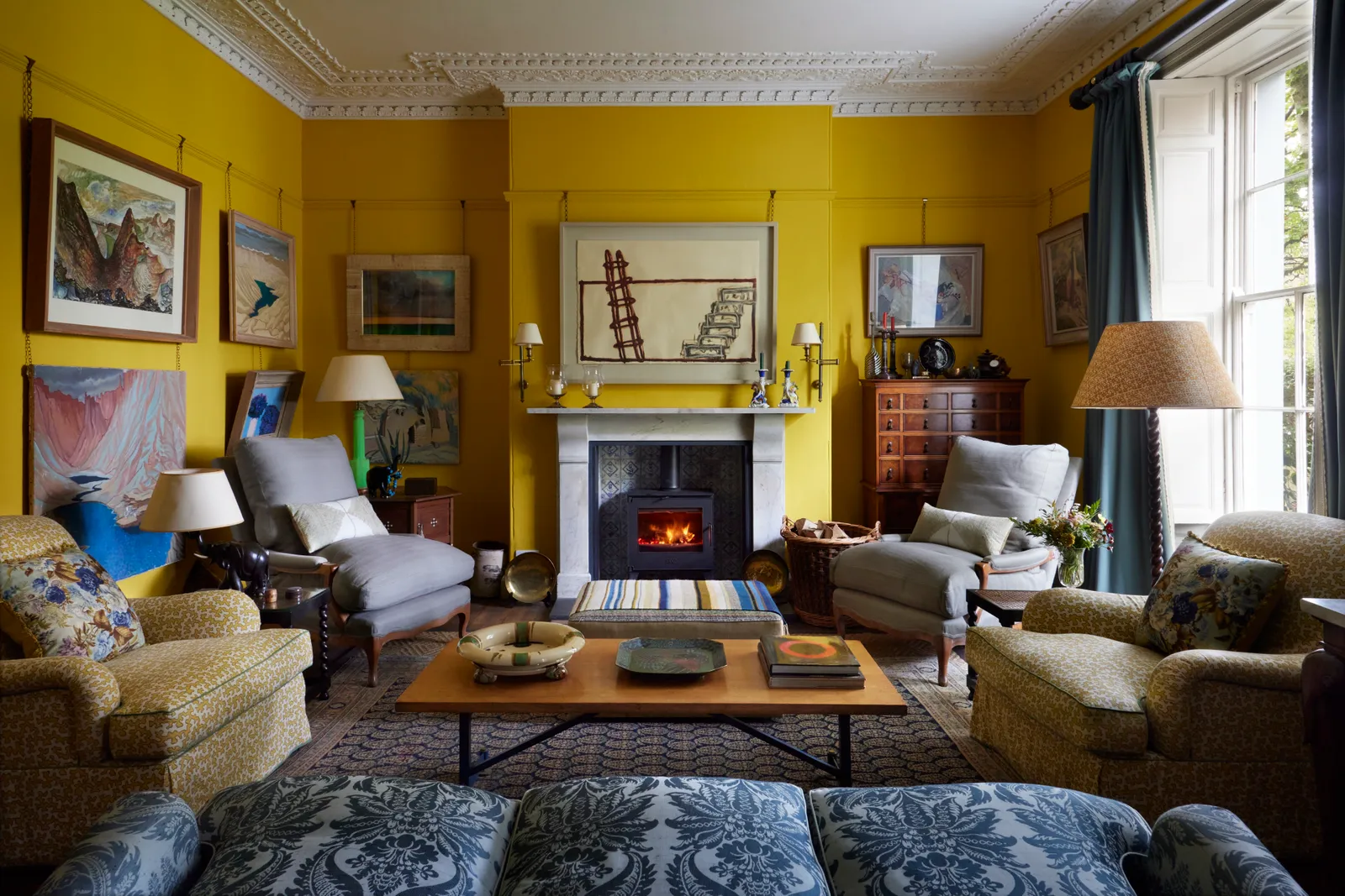 A 72-Year-Old British Decorator Showcases His 19th-Century Home: Inside ...