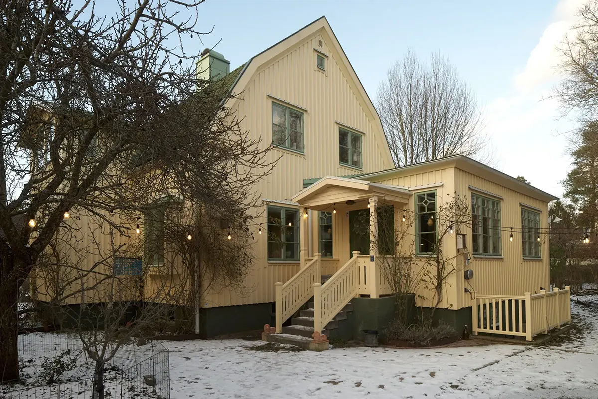 Step Inside a 1920s Swedish Time Capsule: Historic Manor with Retro ...